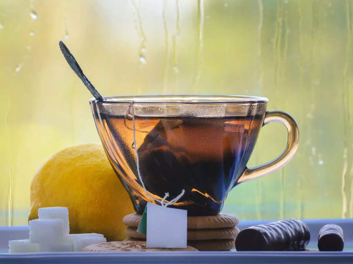 Smart ways to keep biscuits and cookies crispy in rainy weather