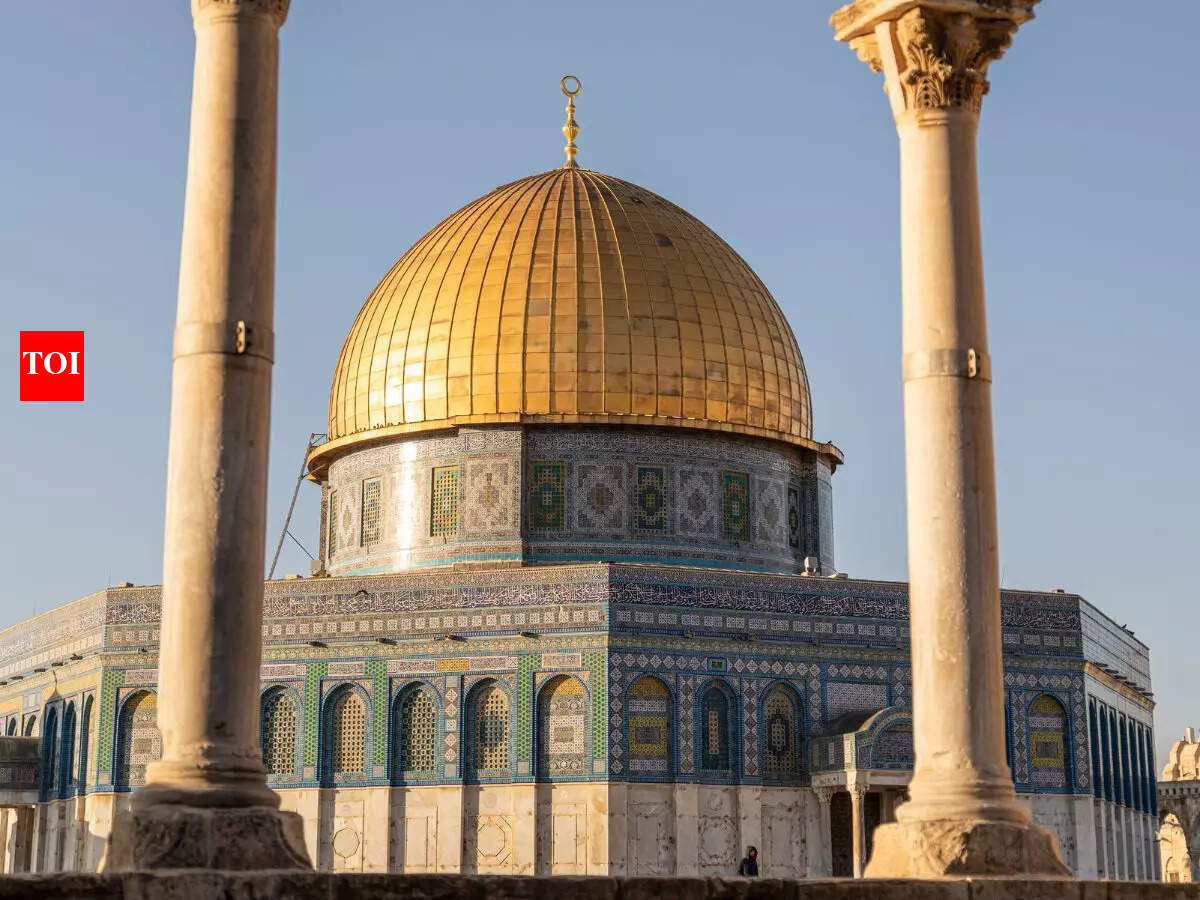 ancient islamic mosques