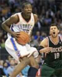 Durant sparks Thunder