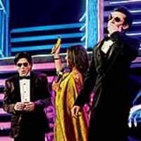 Vidya steals the show