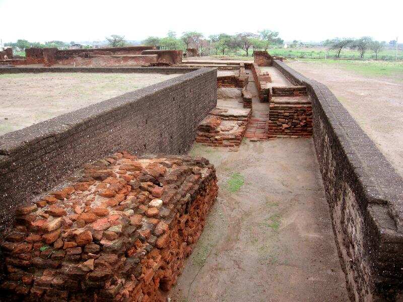 indus valley civilization of: Lothal: Channelling water through the ...