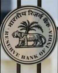 RBI cuts fee on outstation cheques