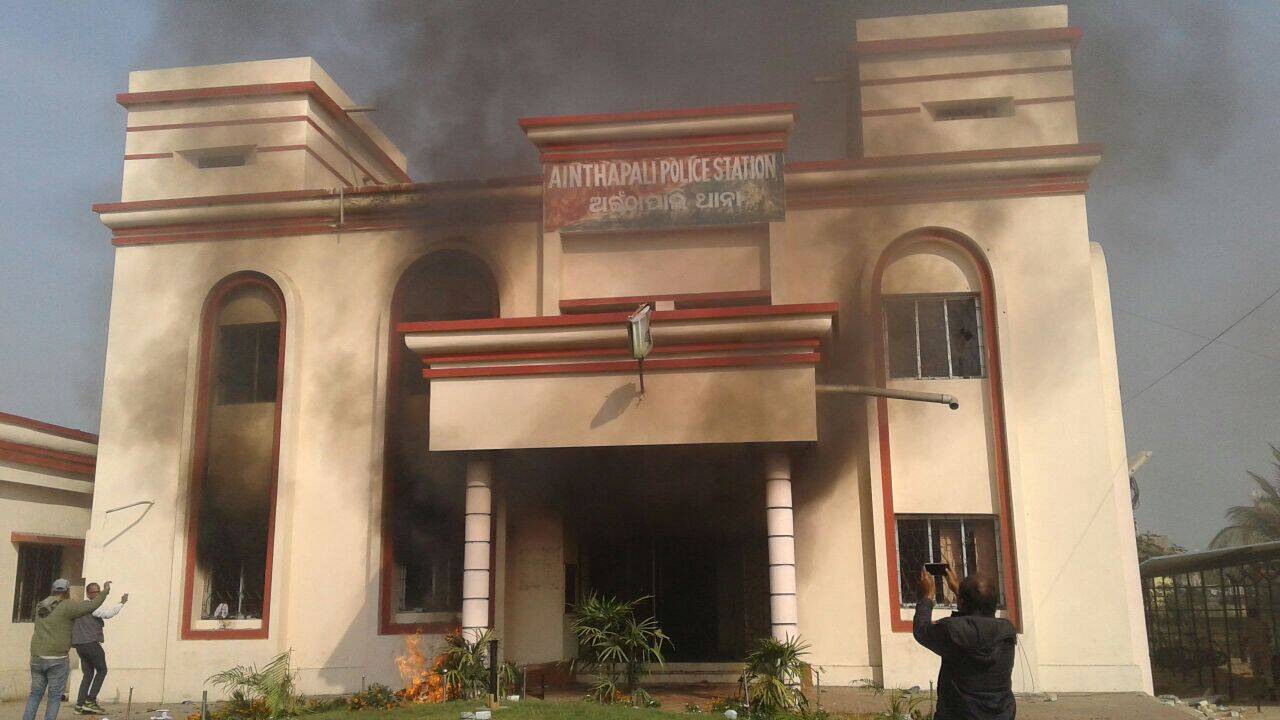 Odisha: High alert in Sambalpur after police station set on fire; 30 ...