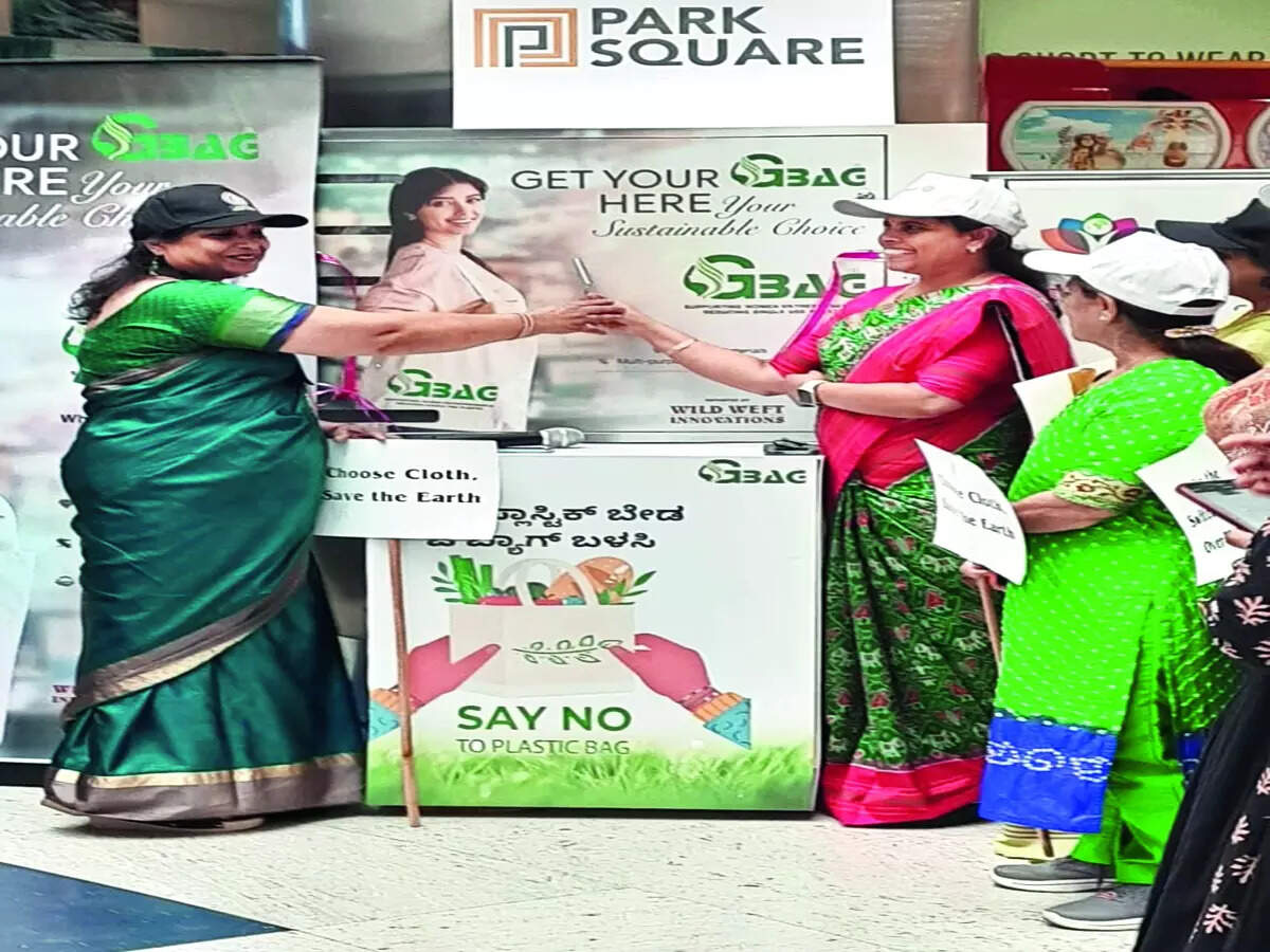 Plastic-free push: Cloth bag dispensers for all