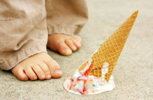 Researchers debunk ‘five-second rule’: Eating food off the floor is NOT ...