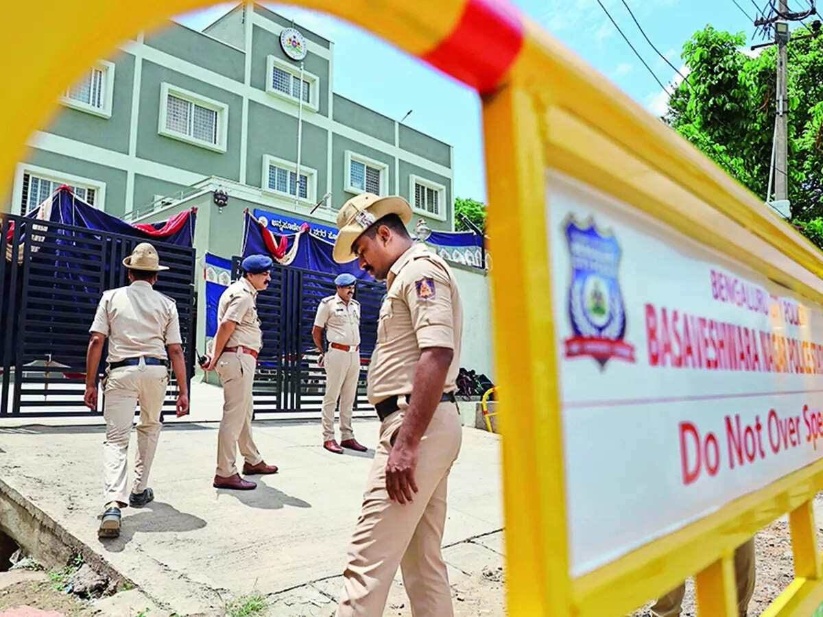 CCTV footage reveals cars used to transport body in Renuka Swamy murder ...