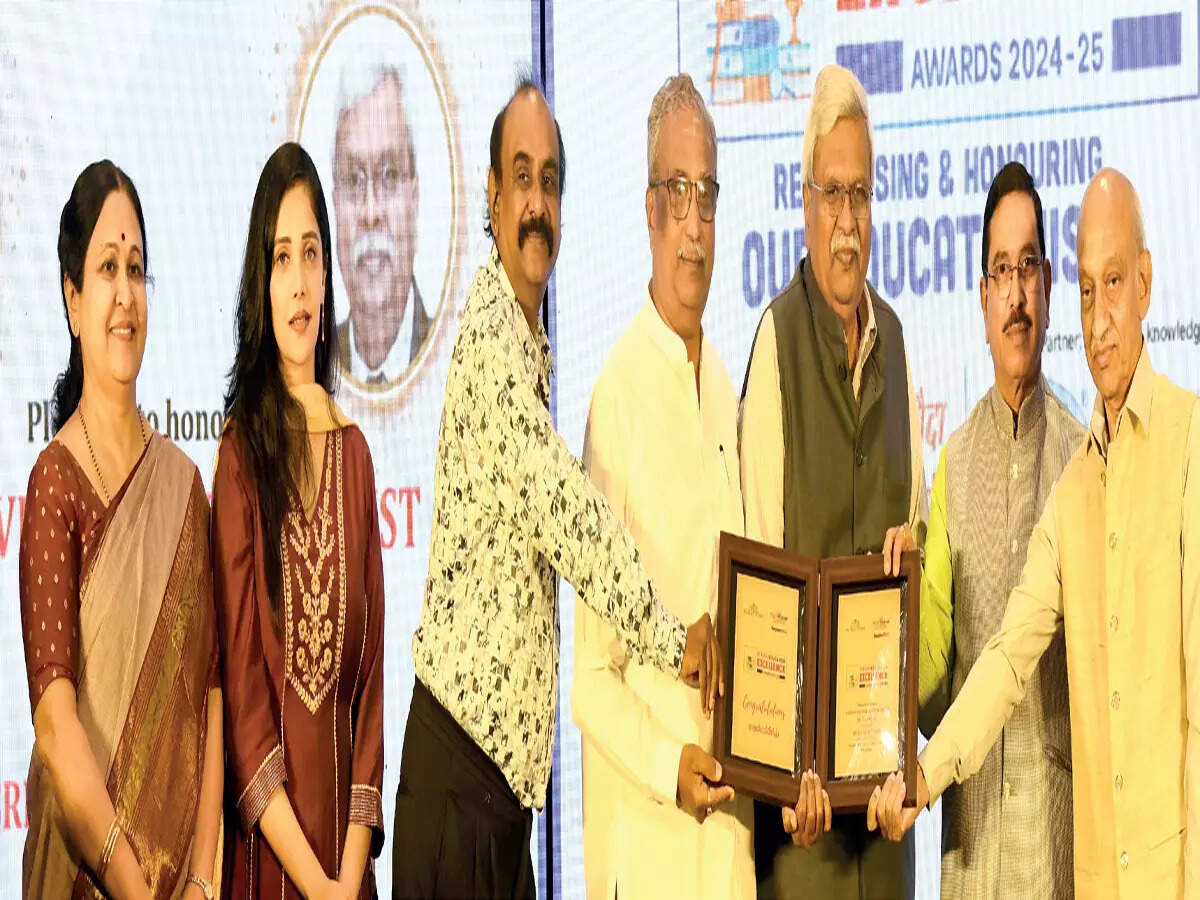 Education Excellence Award 2024-25: VVN: The Best College for Girls ...