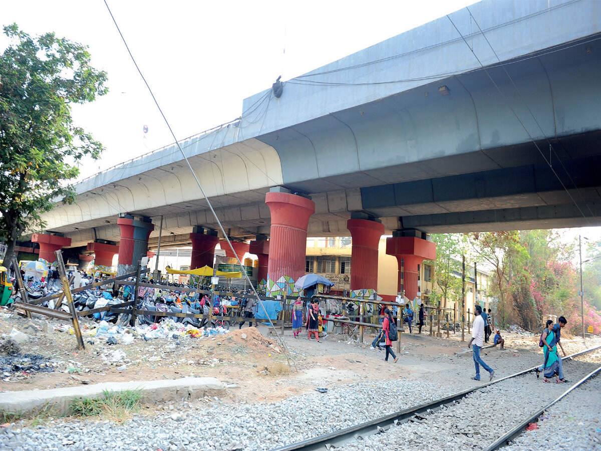Bengaluru traffic mess: Hebbal Flyover built in 2003 seems to have ...