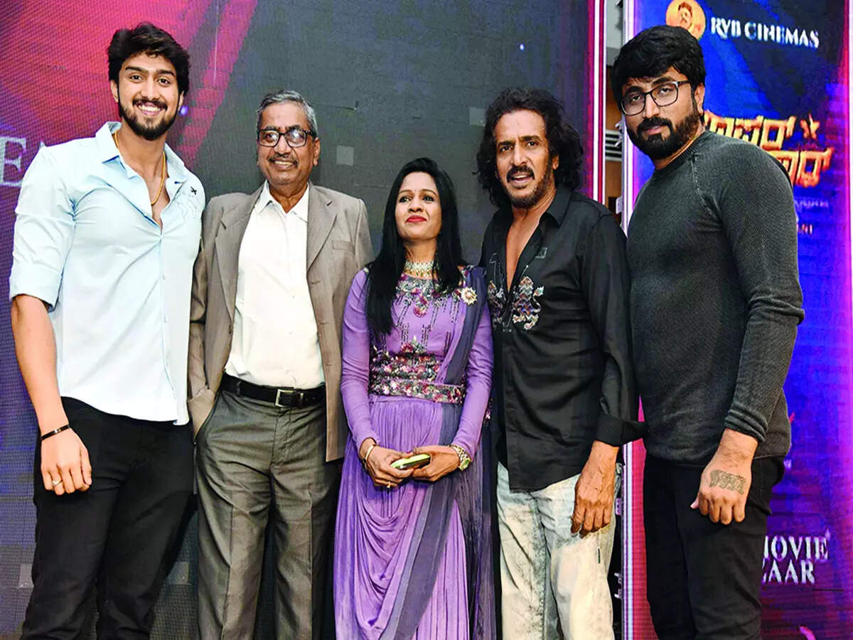 super star: Super Star Niranjan Sudheendra