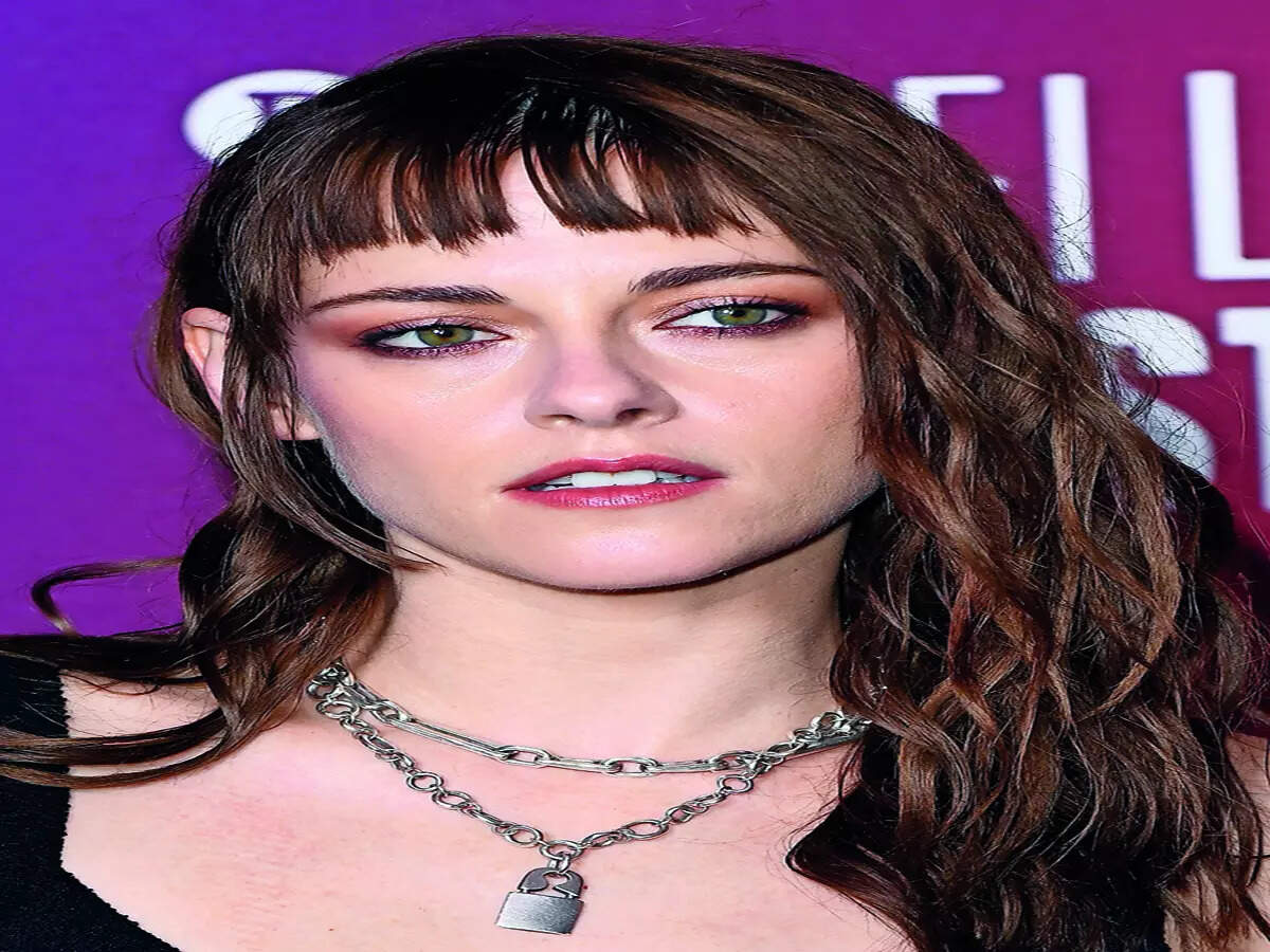 Kristen slams treatment of women filmmakers