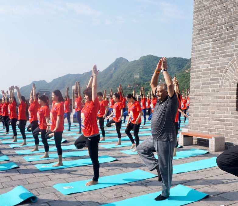 Yoga Day 2017: China celebrates yoga day at Great wall of China - Times ...