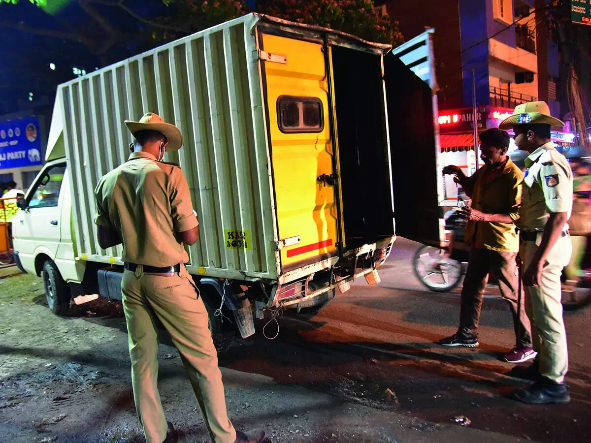 Cops step up night checks to curb robberies