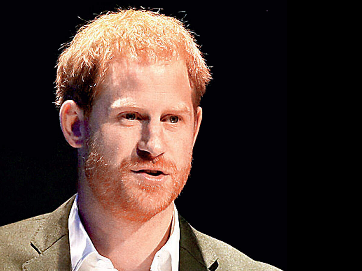 Just call me Harry, prince says as royal exit looms