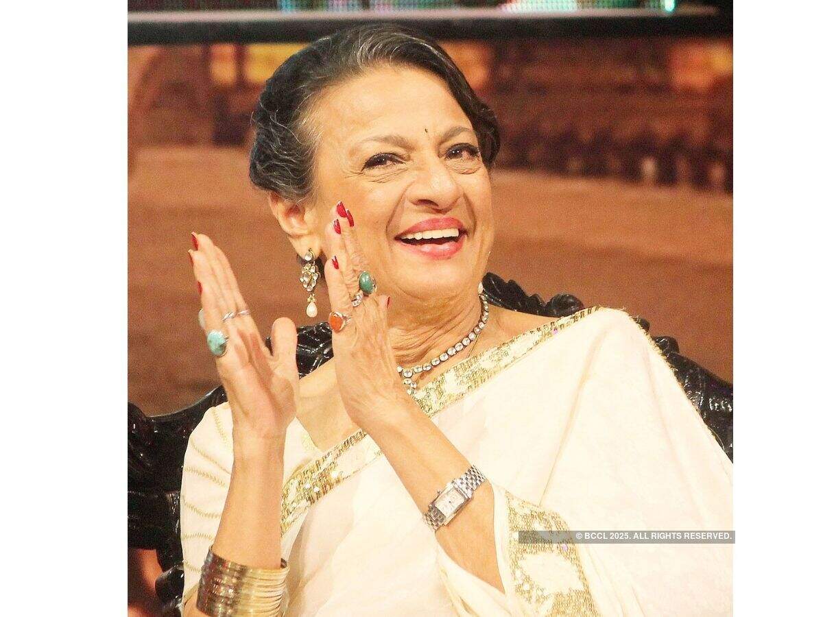 Bollywood: Veteran actress Tanuja undergoes surgery, to be in the ...