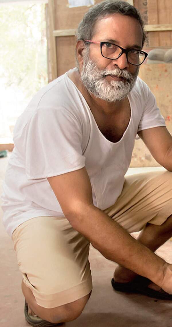 g ravinder reddy: Heads, he wins: Sculptor G Ravinder Reddy’s much ...