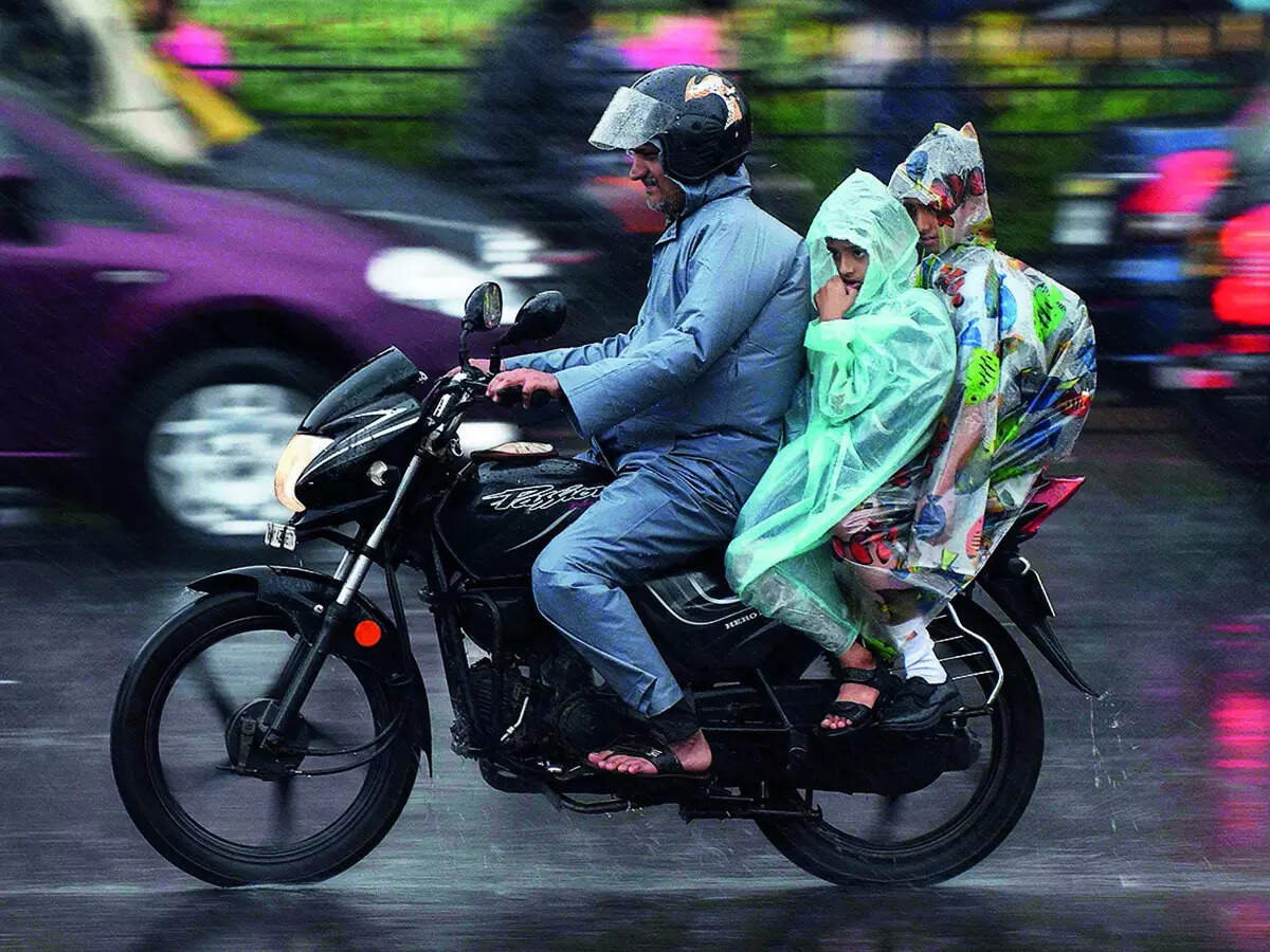 Traffic Violations Surge as Pillion Riders Neglect Helmet Safety