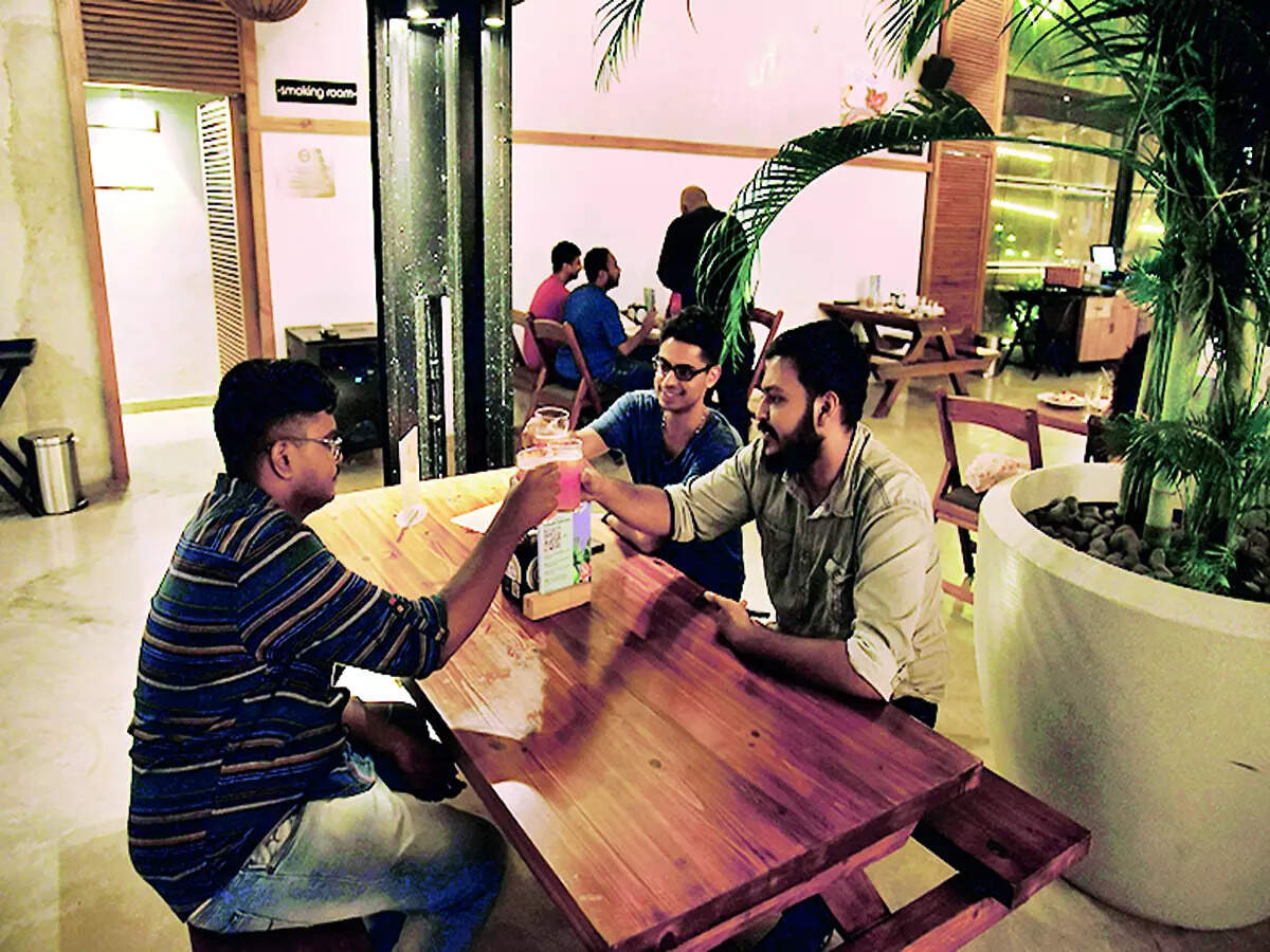 Restaurants, hotels can stay open till 1 am