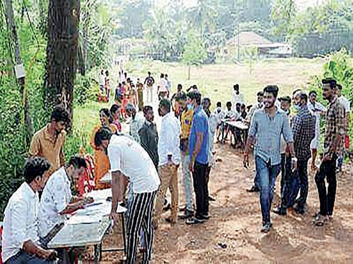 grama one: Chief Minister Basavaraj Bommai pursues ‘Grama One’ with ...