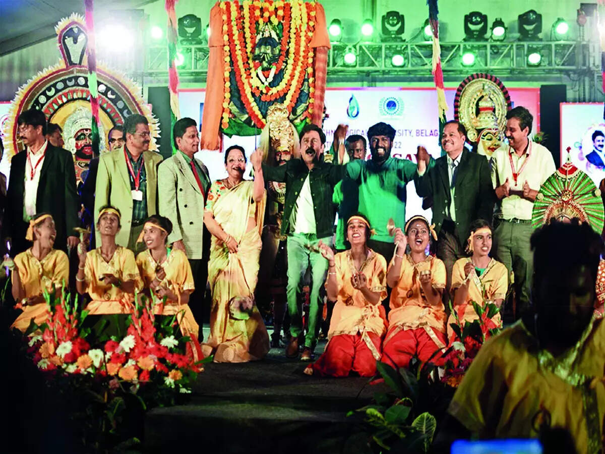 Dance and merriment at VTU fest