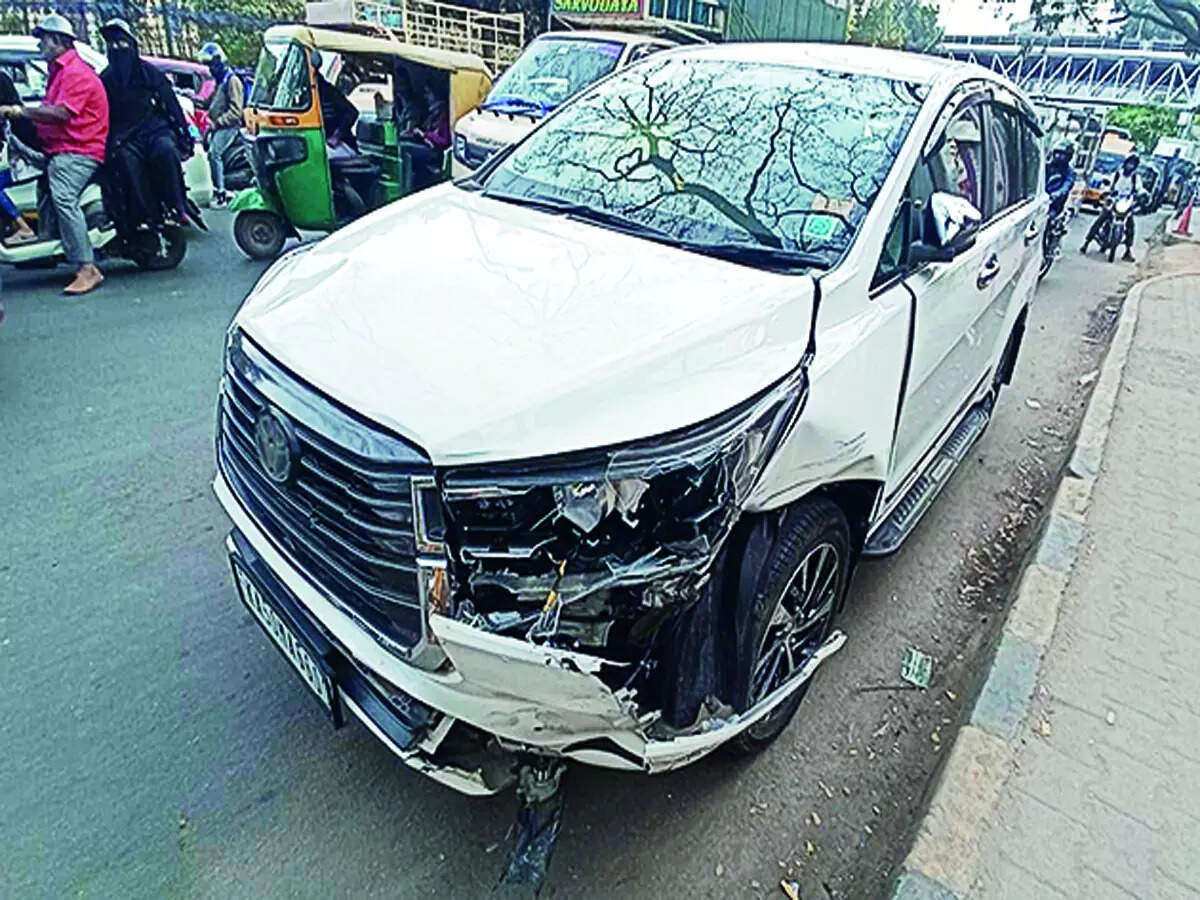 mla: MLA’s car rams into people