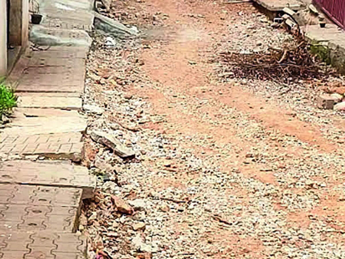 Digging up trouble: Residents at wit’s end over torn-up roads