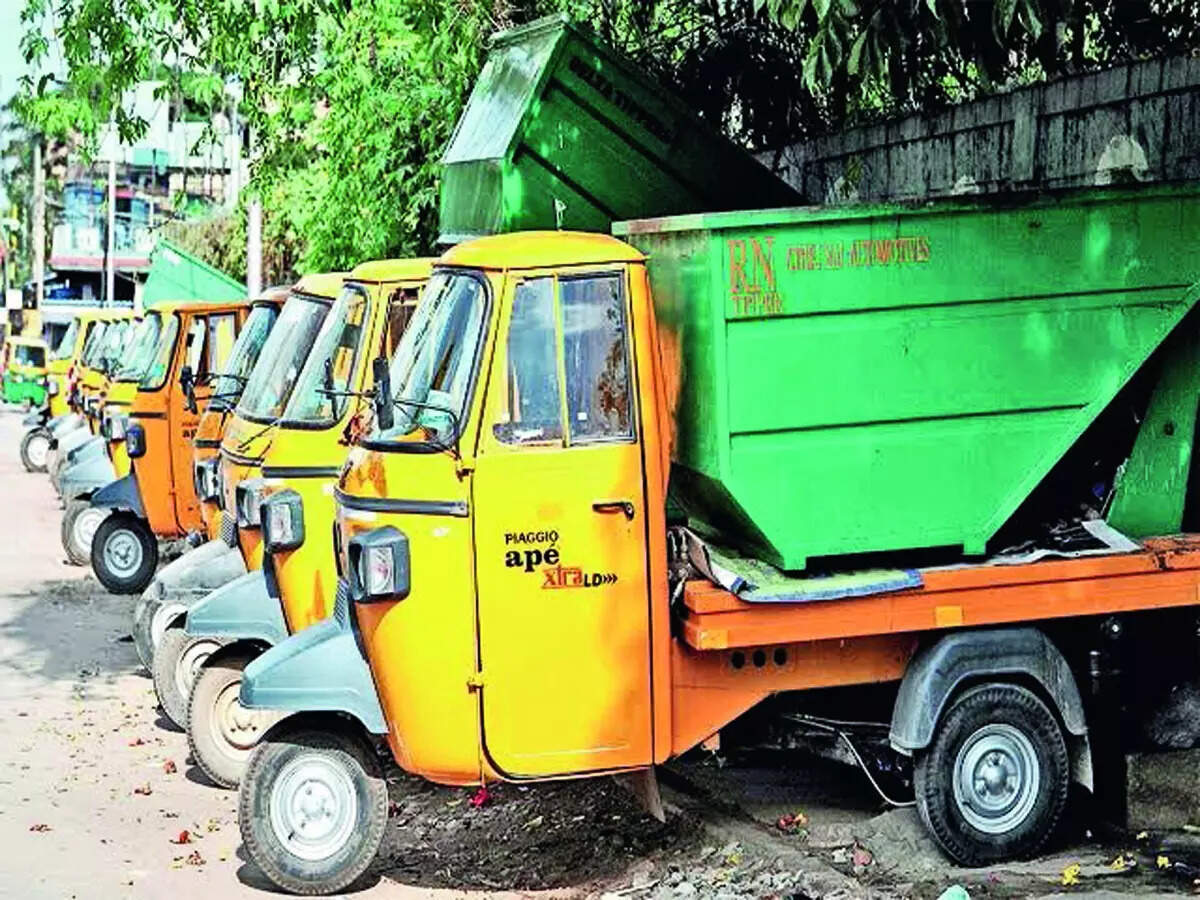 Tipper tales: BBMP autos deliver pawsitive lessons