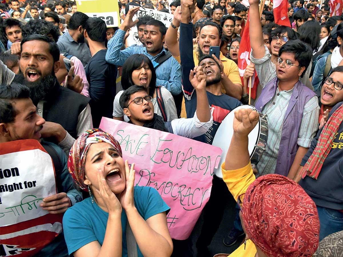 Hundreds join protest for more affordable education