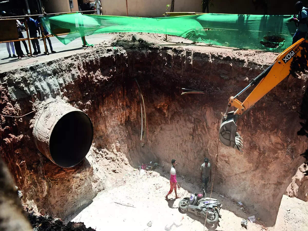 No warning? Death at pipeline work site sparks concern