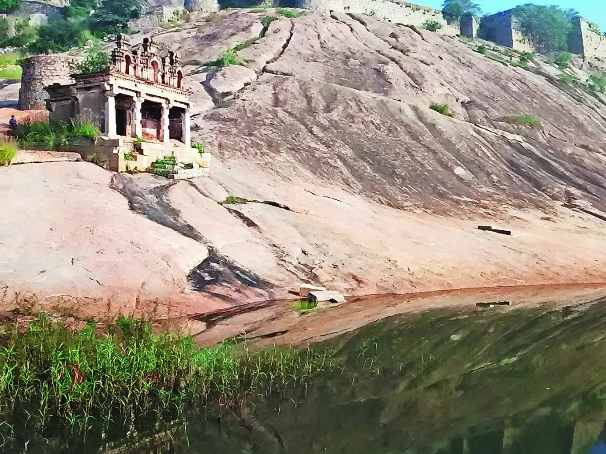 BM Tripping Tales: Conquer a real-life fortress at Channarayanadurga