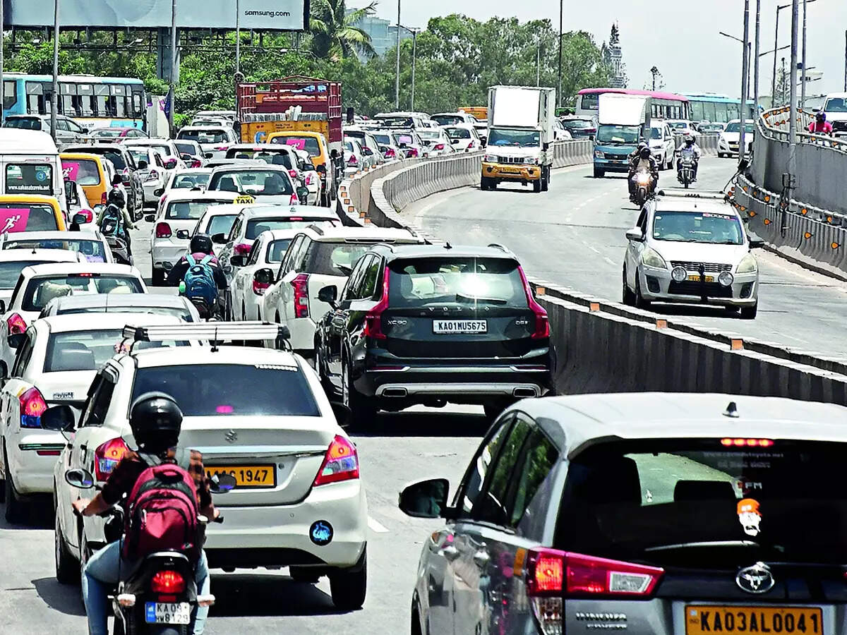 Traffic police to focus on crash control, easing jams
