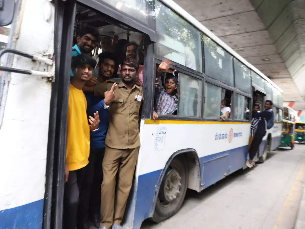 Reduce bus fares, say activists, commuters