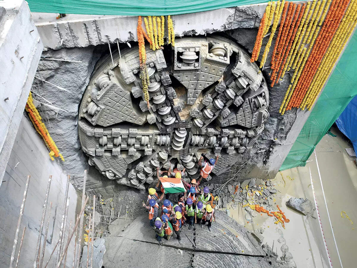 bmrcl: Get, set, metro