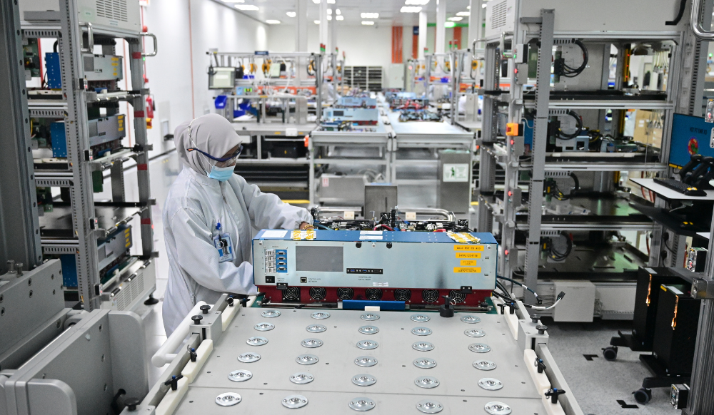 Chip Assembly: Behind the scenes: Inside Intel’s advanced chip ...