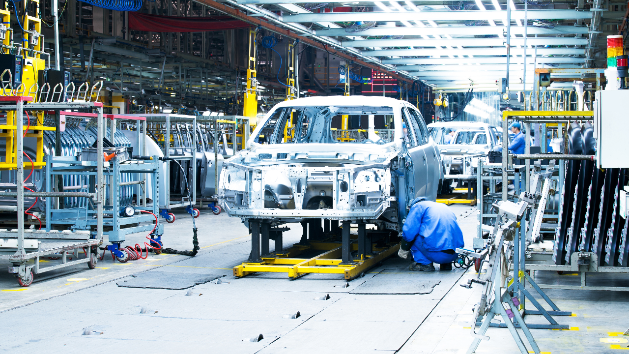 Pakistan's car crisis worsens as Honda, Suzuki, Toyota shut production ...