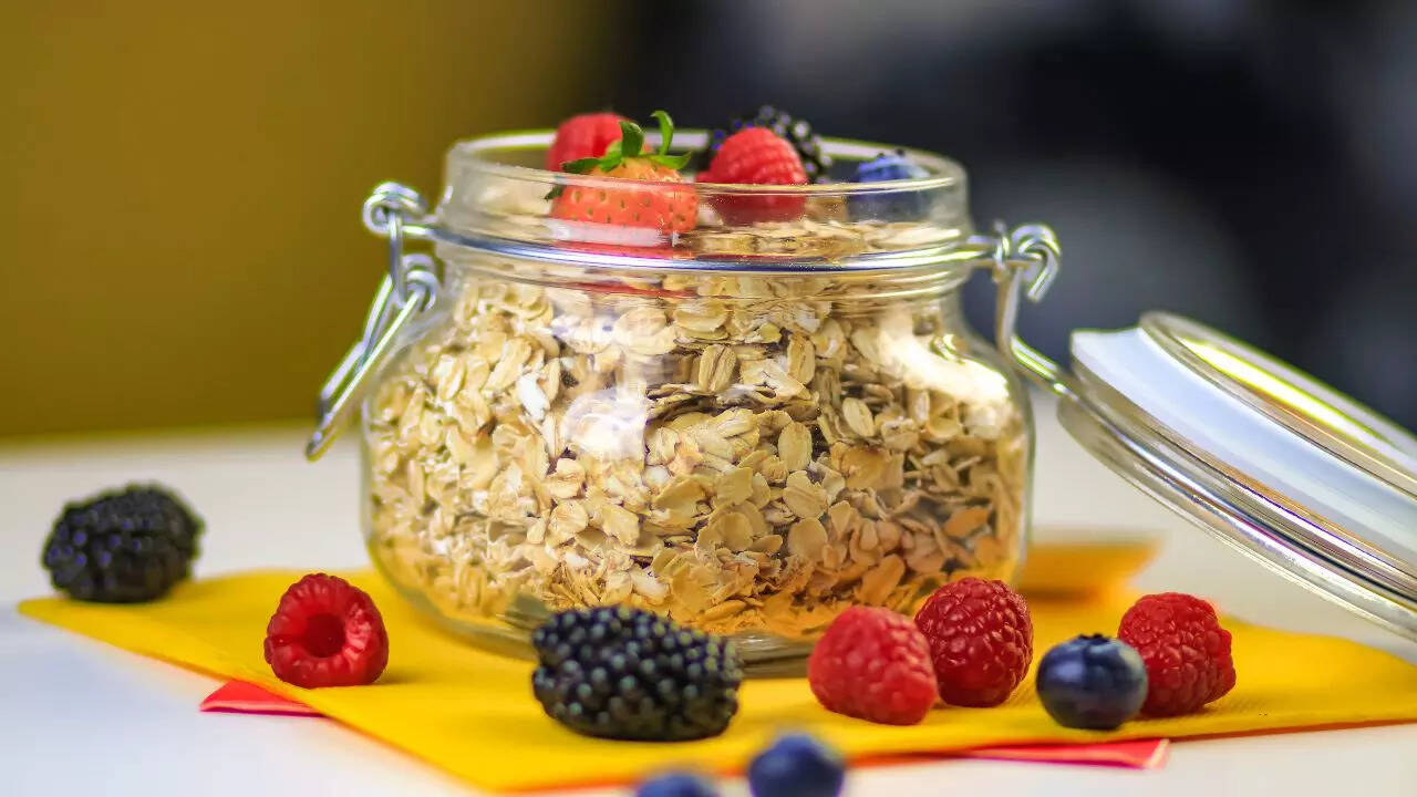 Oats: Steel-Cut, rolled or instant oats: What's the difference ...