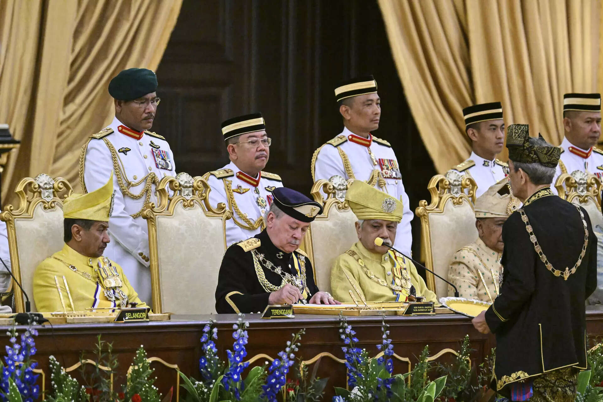 Billionaire Sultan Ibrahim Sworn in as Malaysia's 17th King - Sultan Ibrahim Iskandar | World ...