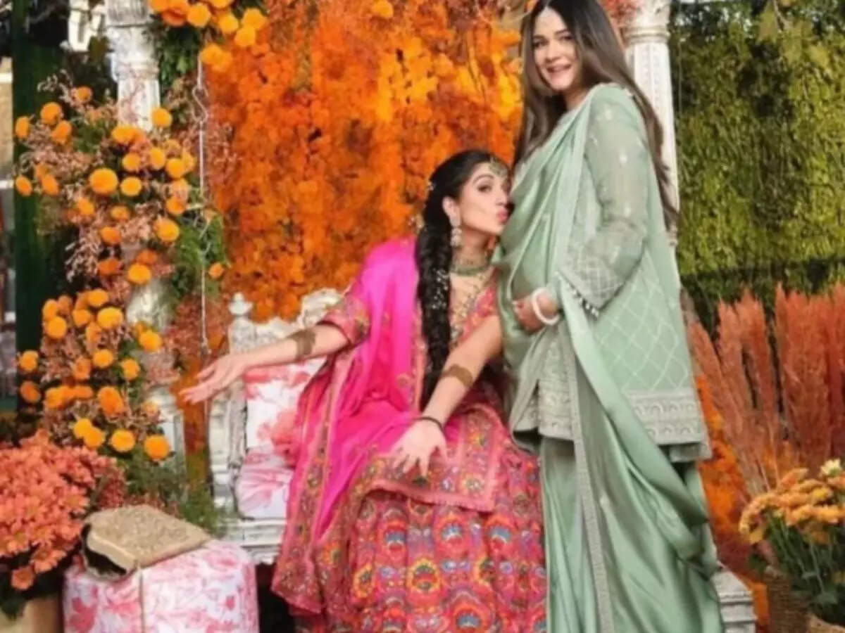 Radhika Merchant Sister: All about Radhika Merchant's elder sister ...