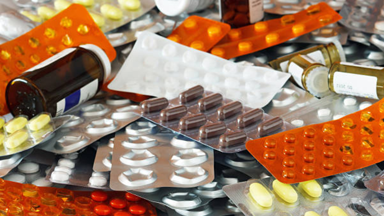 Expired Medicine: What happens to expired medicines? Myths vs facts ...