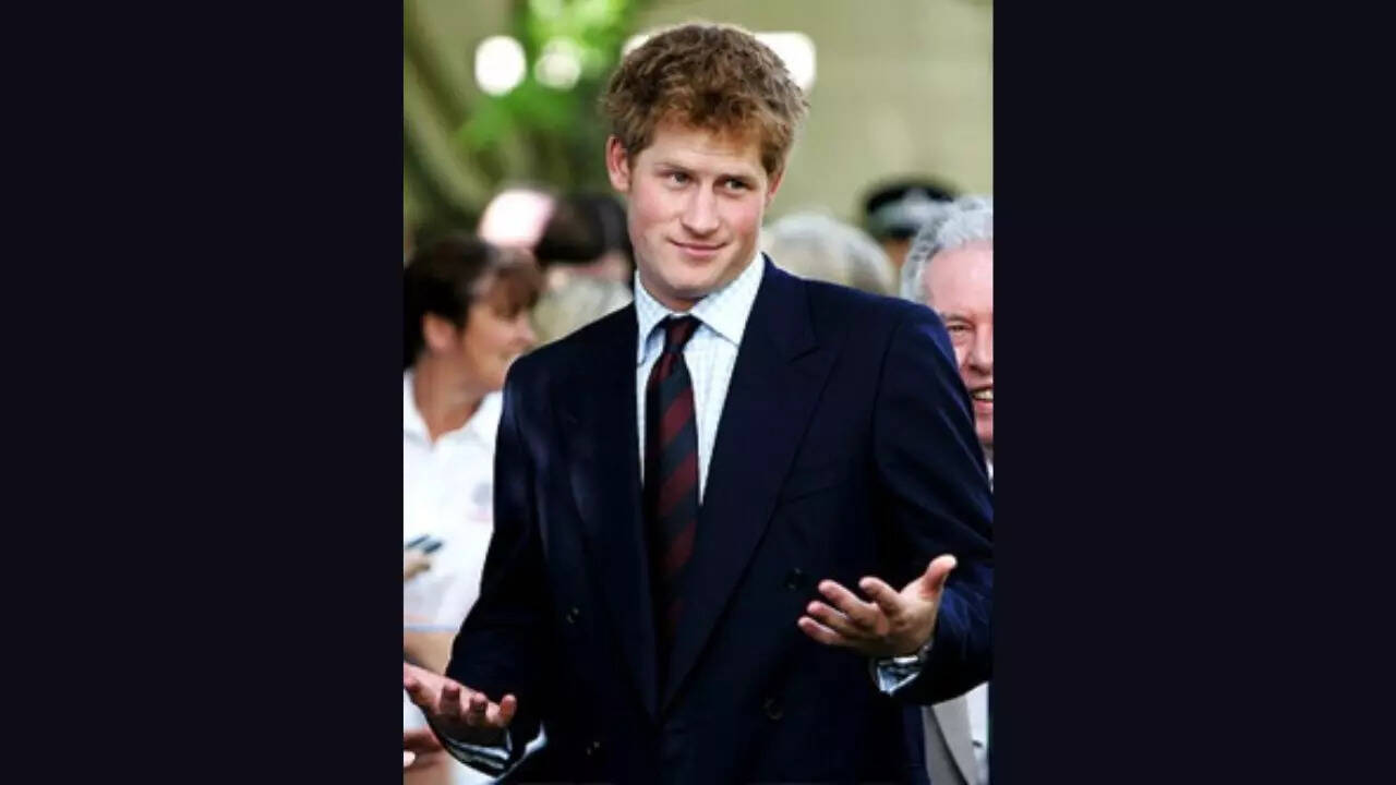 Prince Archie and dad Harry bond over surfing: Fans get a rare glimpse ...