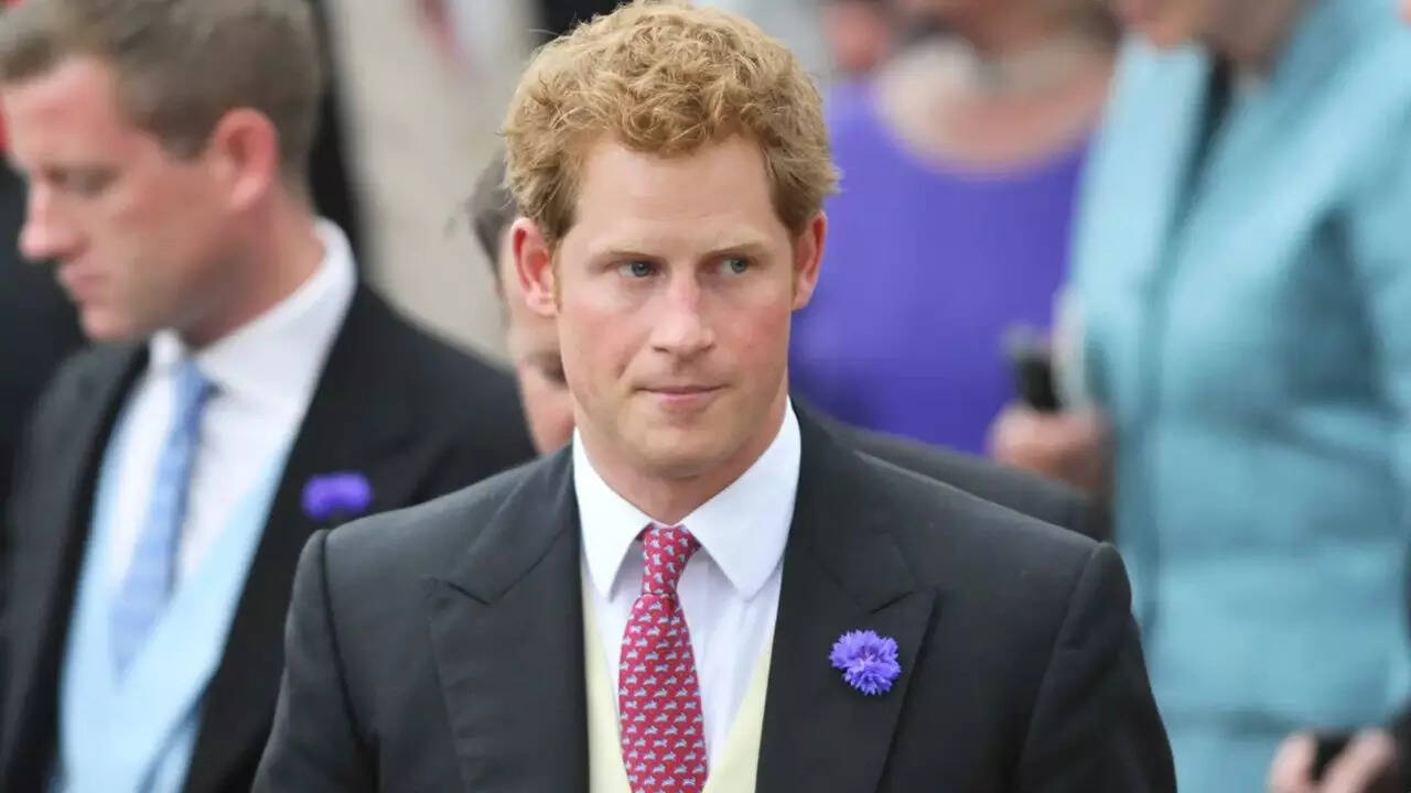 Prince Archie and dad Harry bond over surfing: Fans get a rare glimpse ...