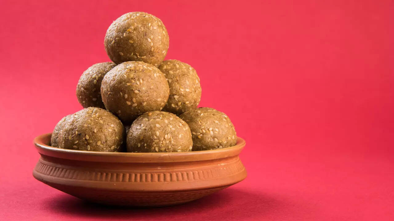 Lohri 2025: What is 'Lohri ki thali'; traditional and healthy foods to ...