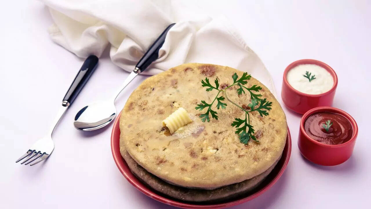 7 Simple ways to add Parathas to your weight loss diet - Times of India