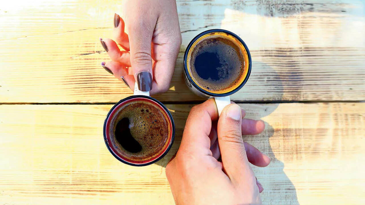 Coffee raves bring a club-like feel to cafes - Times of India