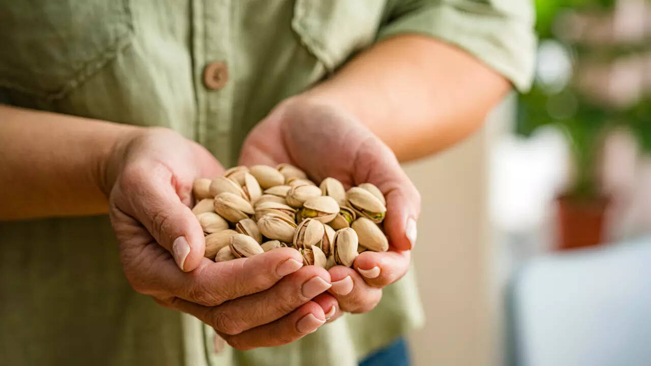 5 reasons why pistachio is a must-have for breakfast - Times of India