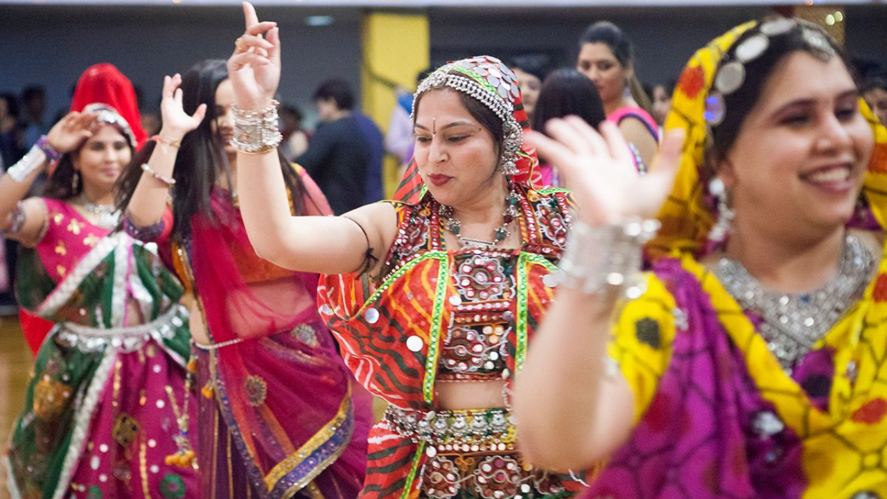 Chaniya Choli: All about the tradition of wearing vibrant Chaniya ...