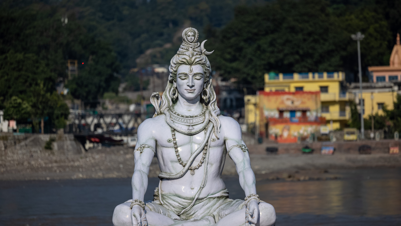 Which snake is around Lord Shiva's neck; Is it really Vasuki? - Times ...