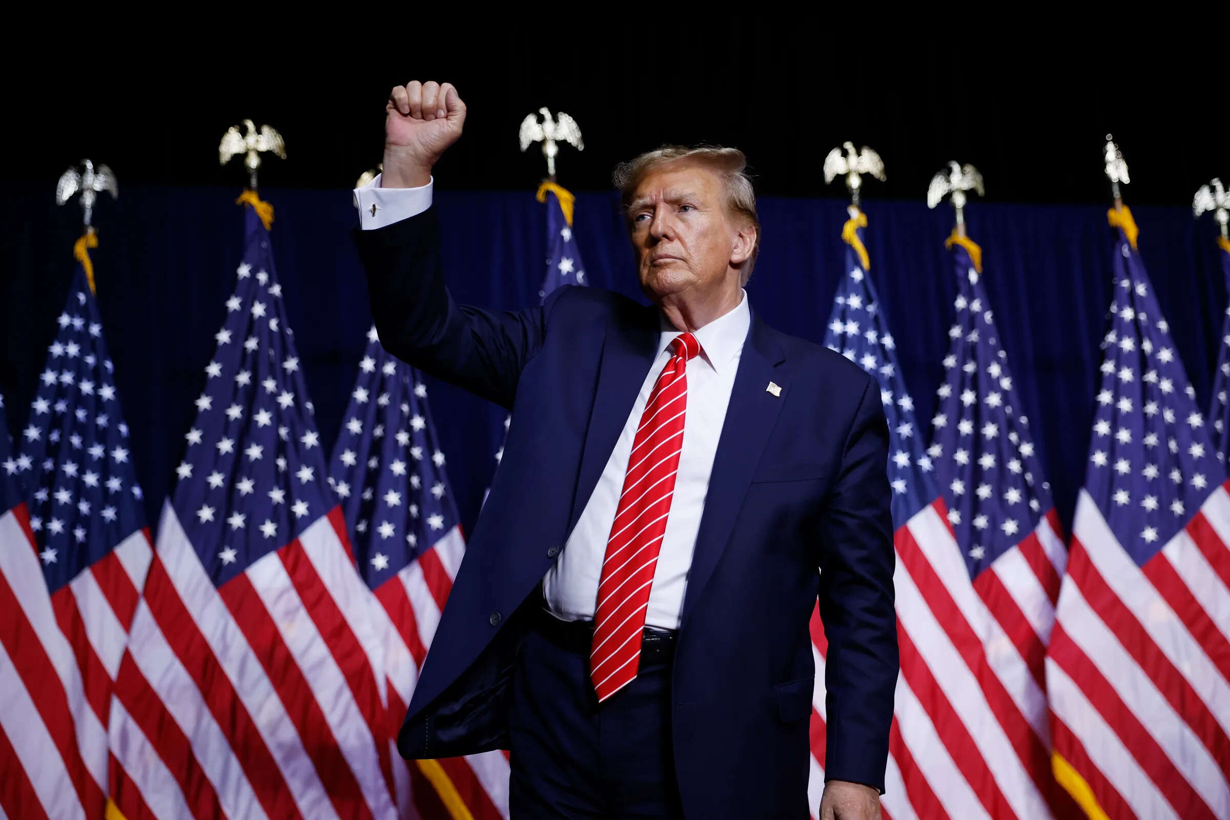Here's the surprising truth behind Donald Trump's signature red tie ...