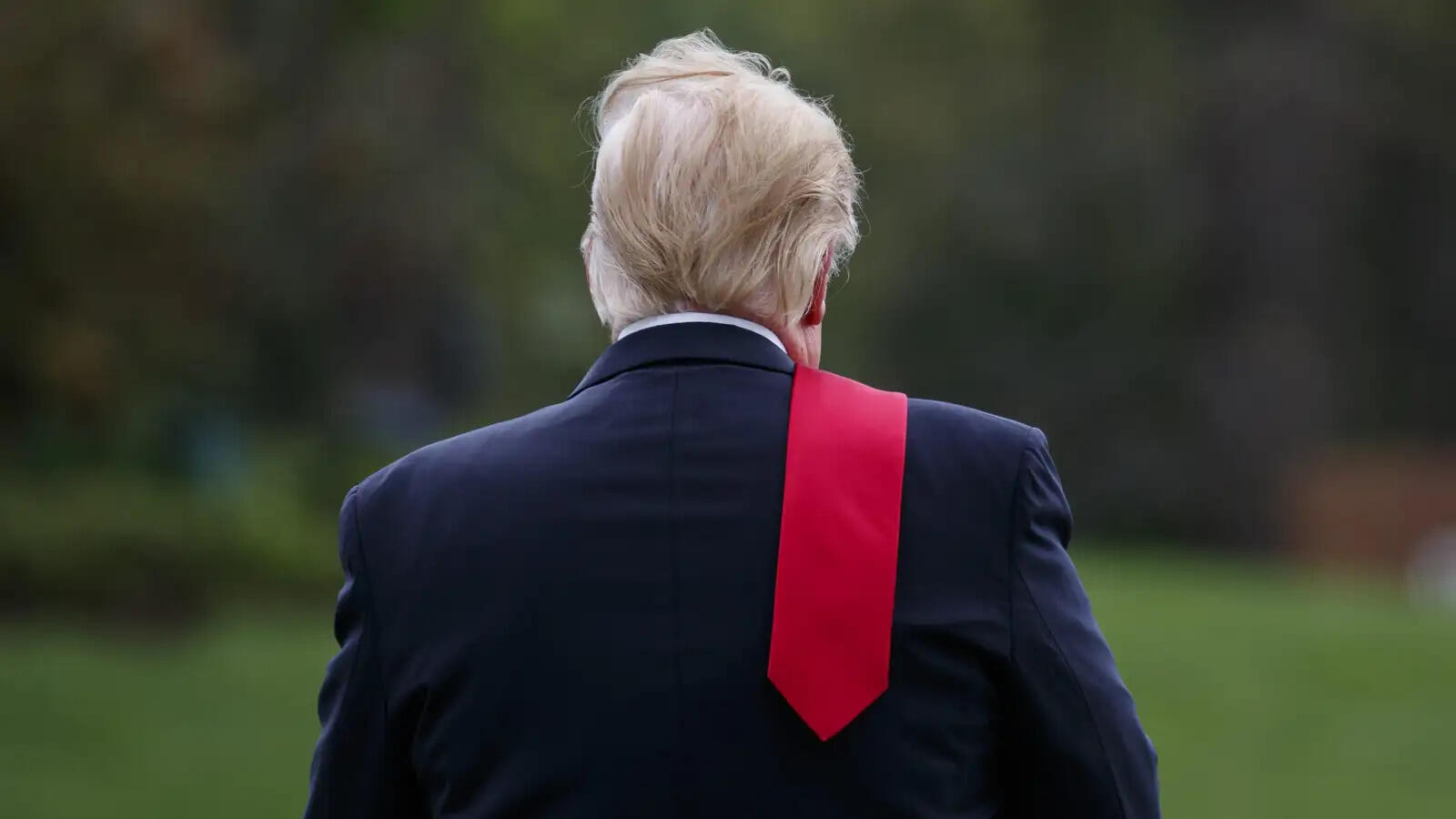 Here's the surprising truth behind Donald Trump's signature red tie ...