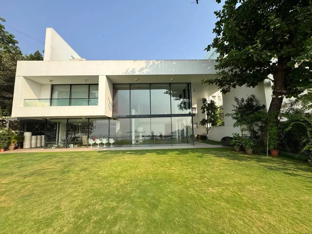 Noel Tata to move into Ratan Tata's Colaba house? | Mumbai News - The ...