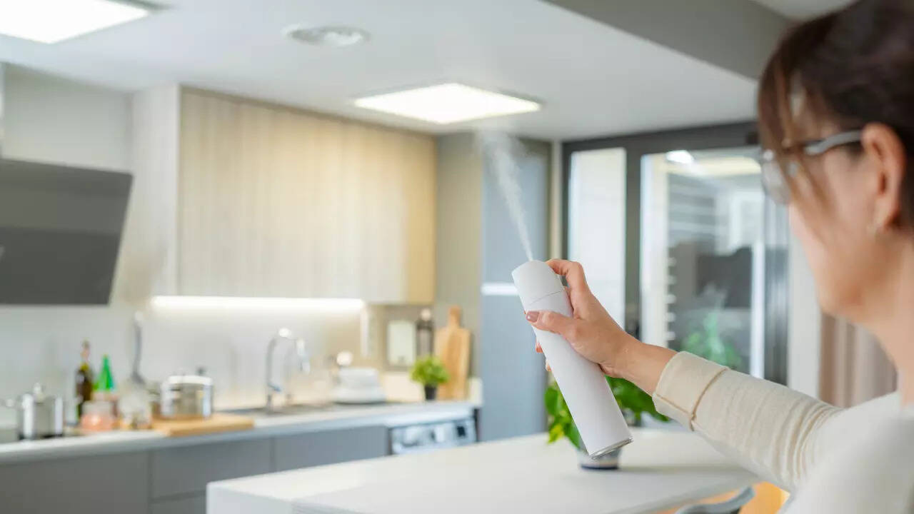 3 common items in the bedroom that are toxic and should be thrown out ...